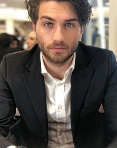 Chi è Luca Favilla